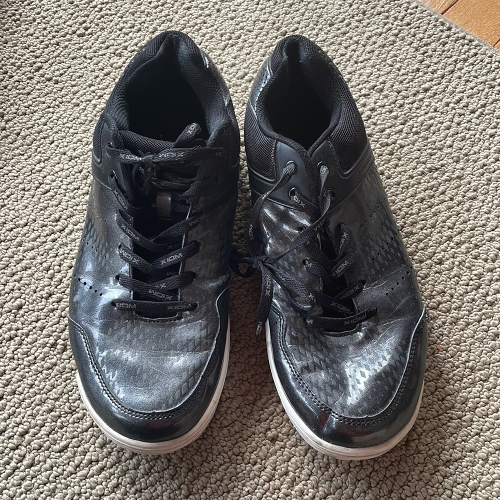 Xiom Table Tennis Shoes - 10.5 - Gem